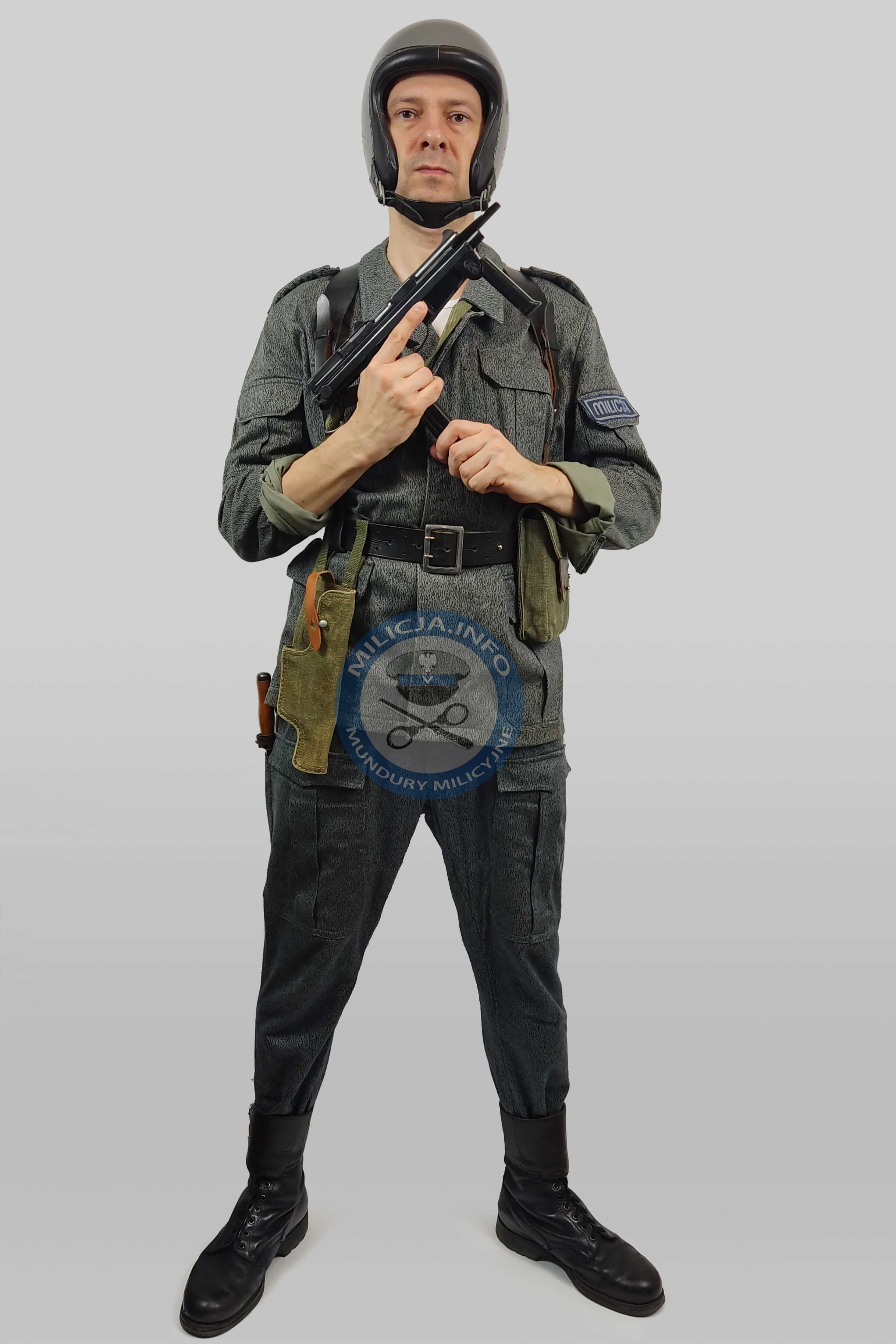 Oferta mundurów milicyjnych na wypożyczenie|Milicja.info