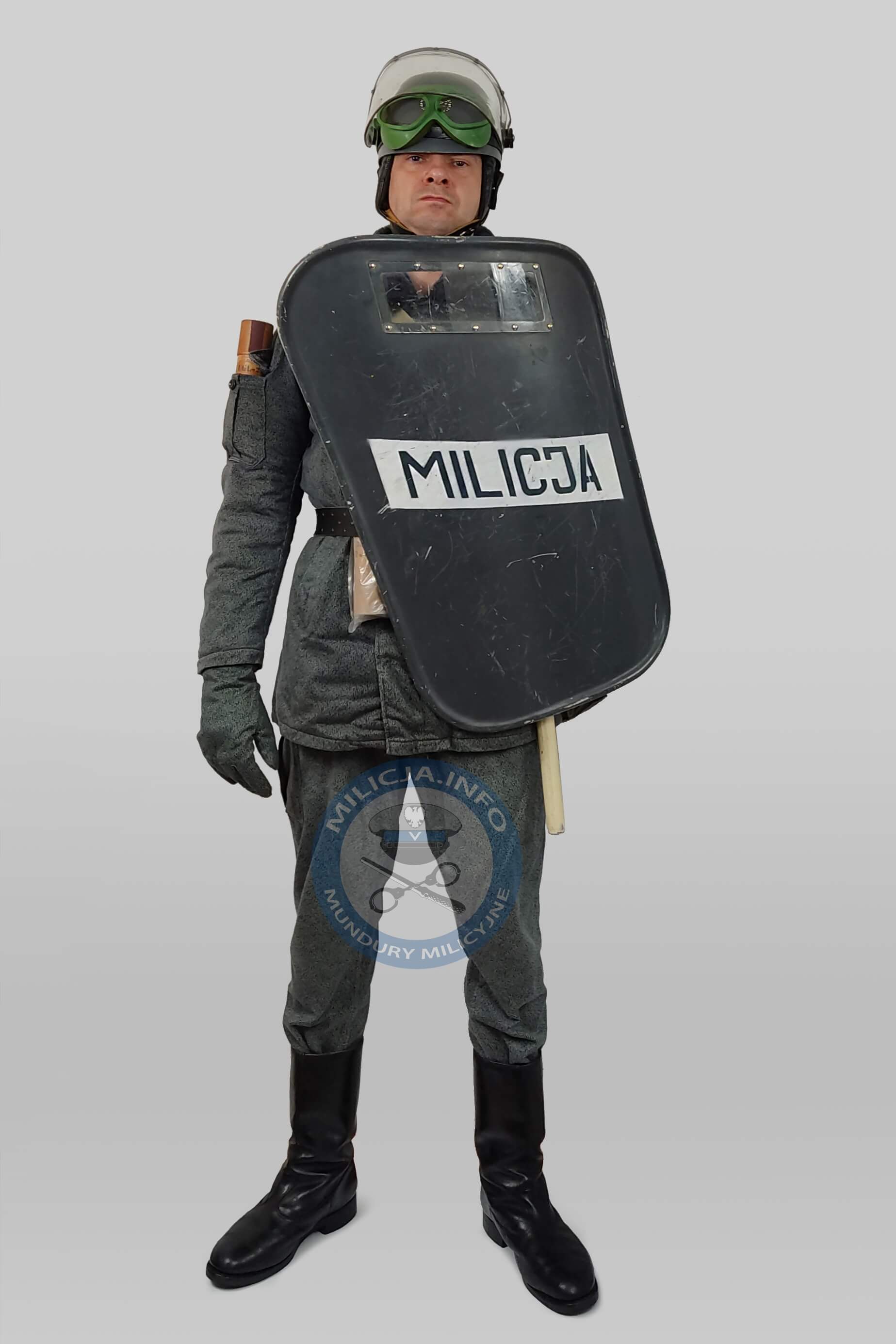 Oferta mundurów milicyjnych na wypożyczenie|Milicja.info